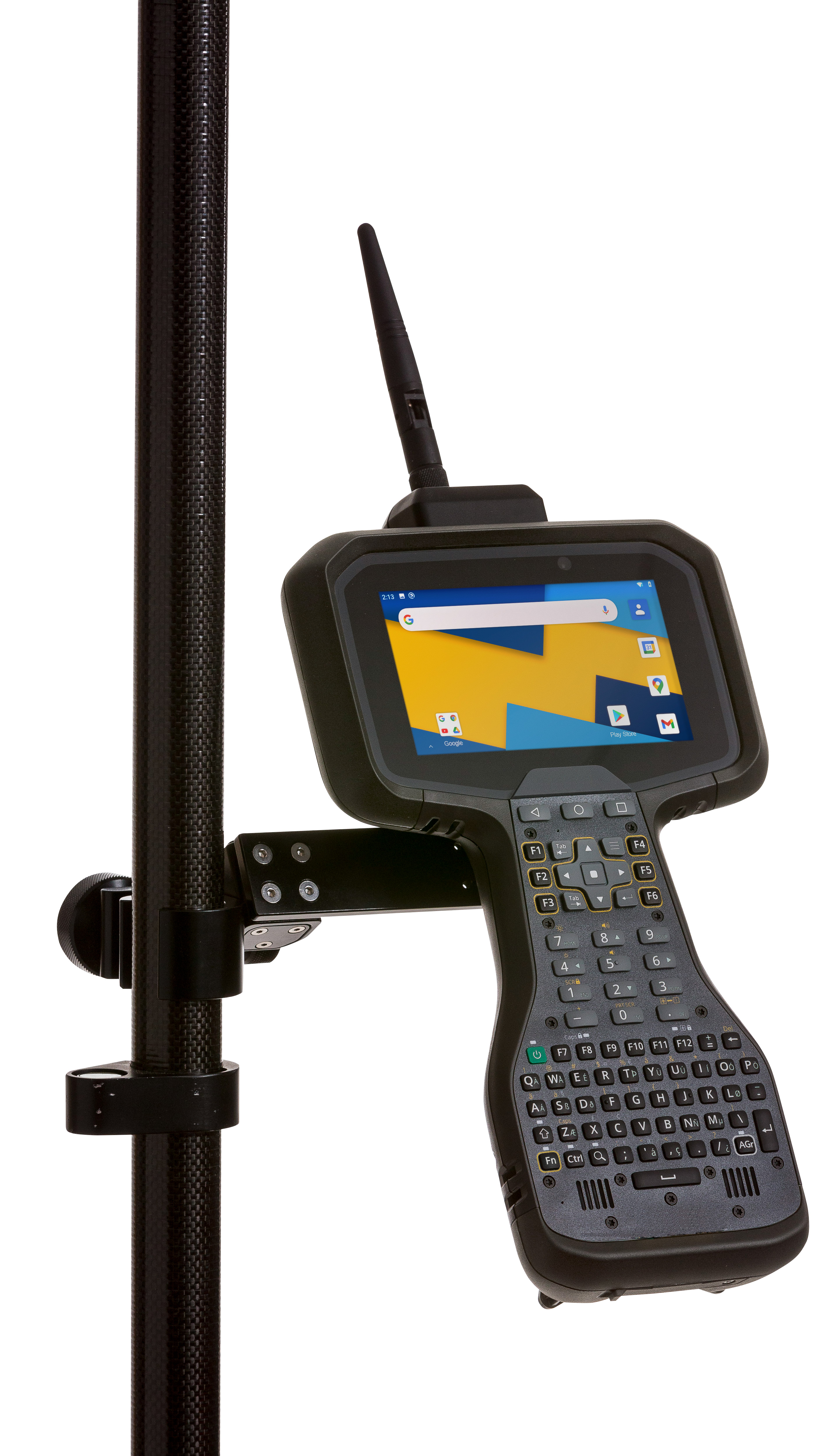 Attaching the pole bracket (optional)